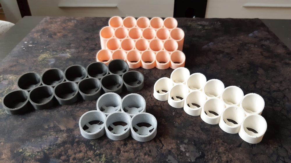 Paint rack by U25 - MiniHoarder