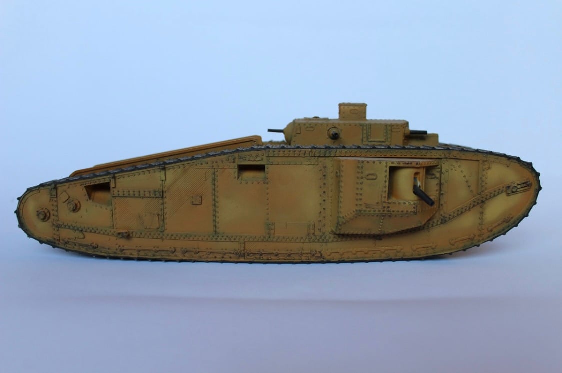 British Mk VIII Tank by mattorsilver - Wargaming3D