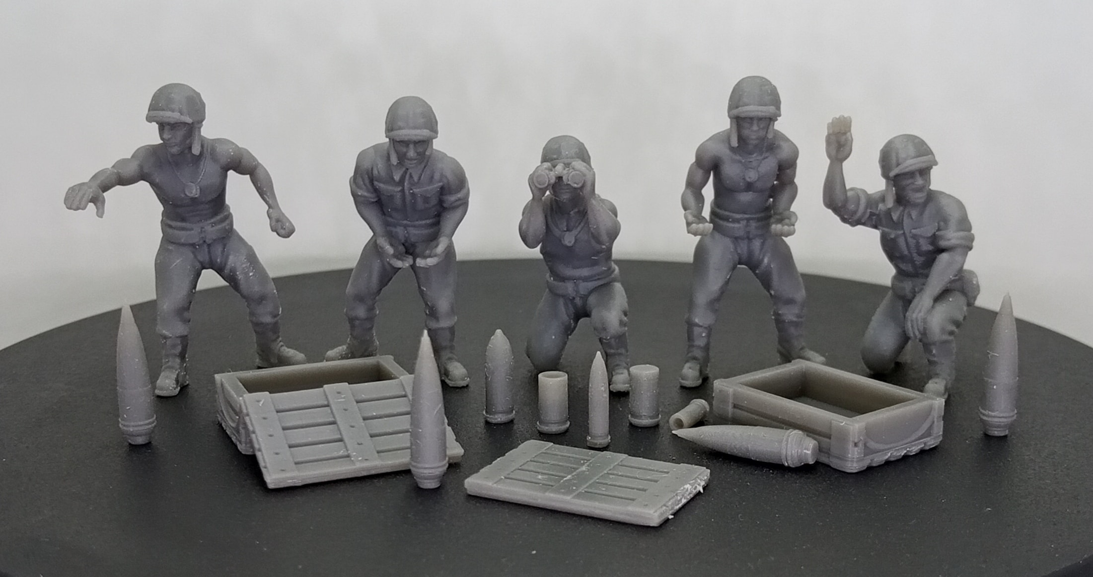 28 mm USMC gun crew by Studio Grozny - Wargaming3D