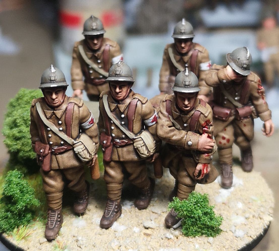 28mm 1940 Stretcher bearer team and wounded soldiers by Colonel Muller ...