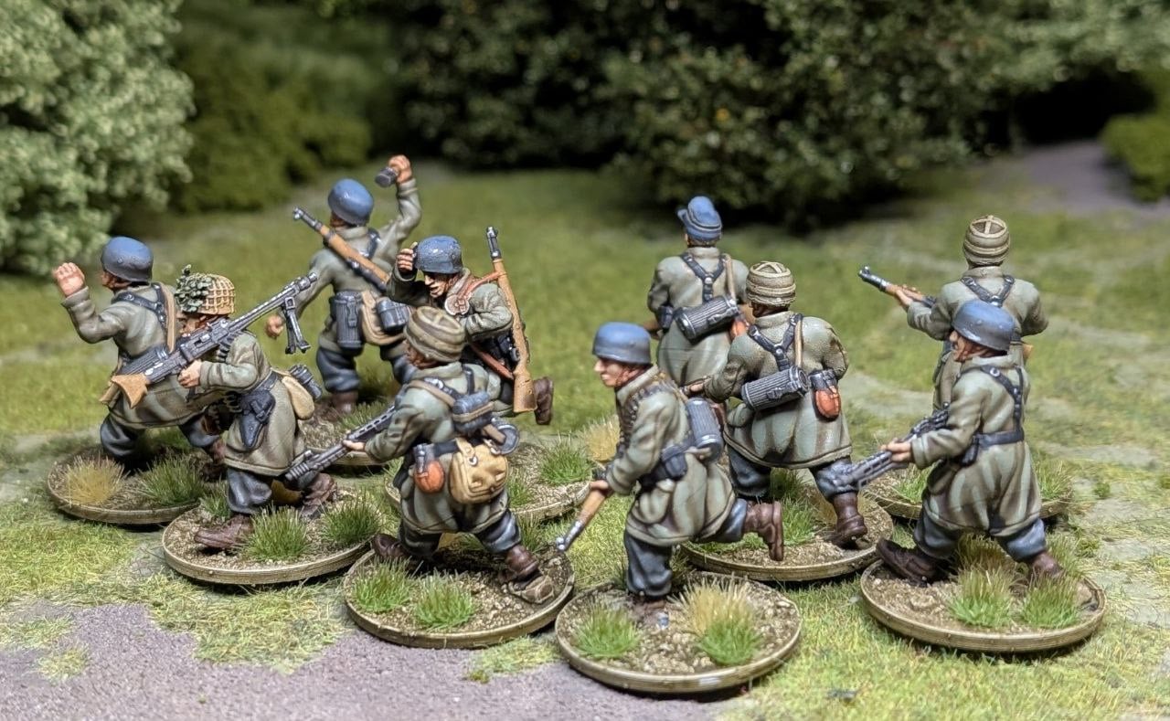 WW2 28mm German Fallschirmjager Complete Squad with modulhead option ...