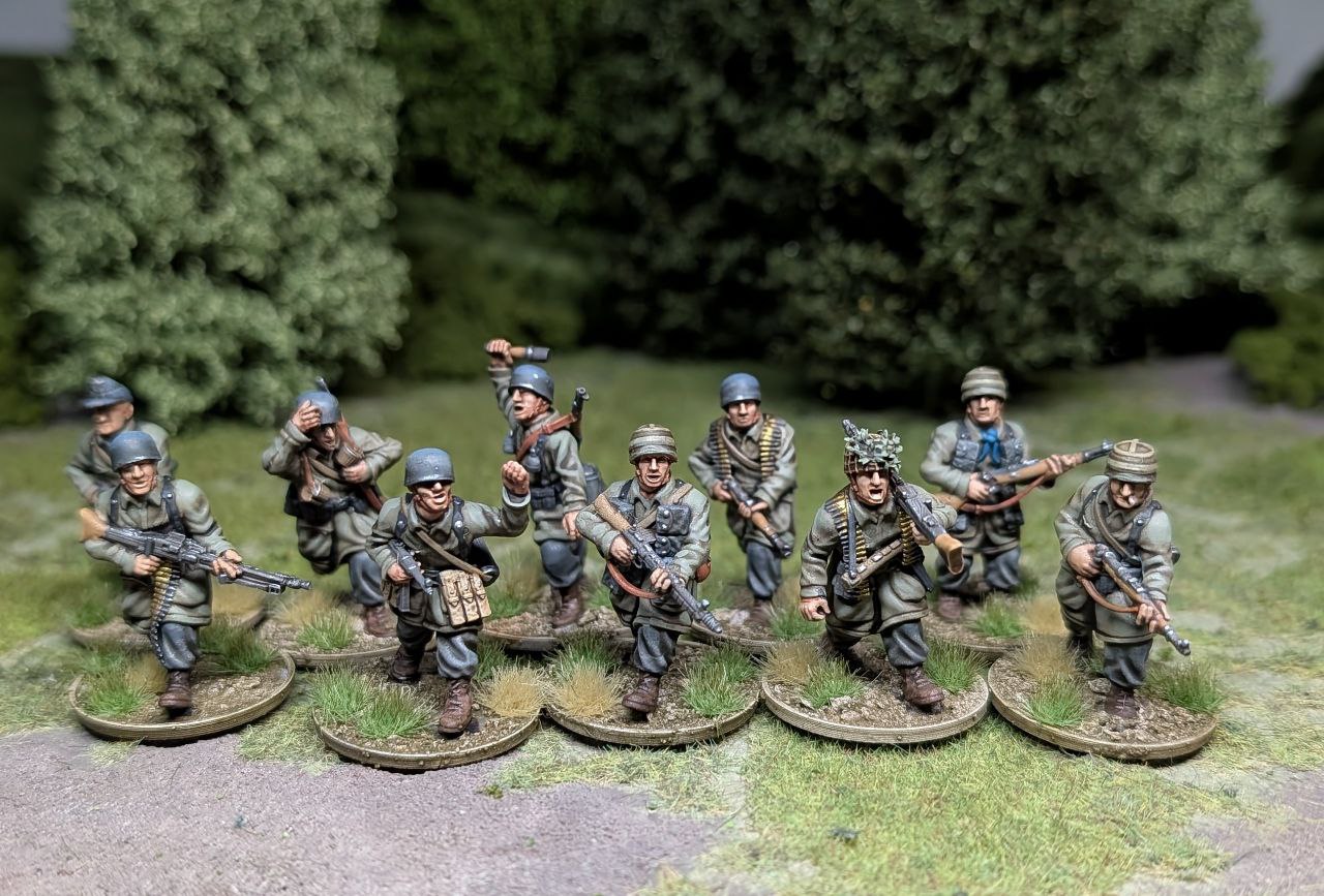 WW2 28mm German Fallschirmjager Complete Squad with modulhead option ...