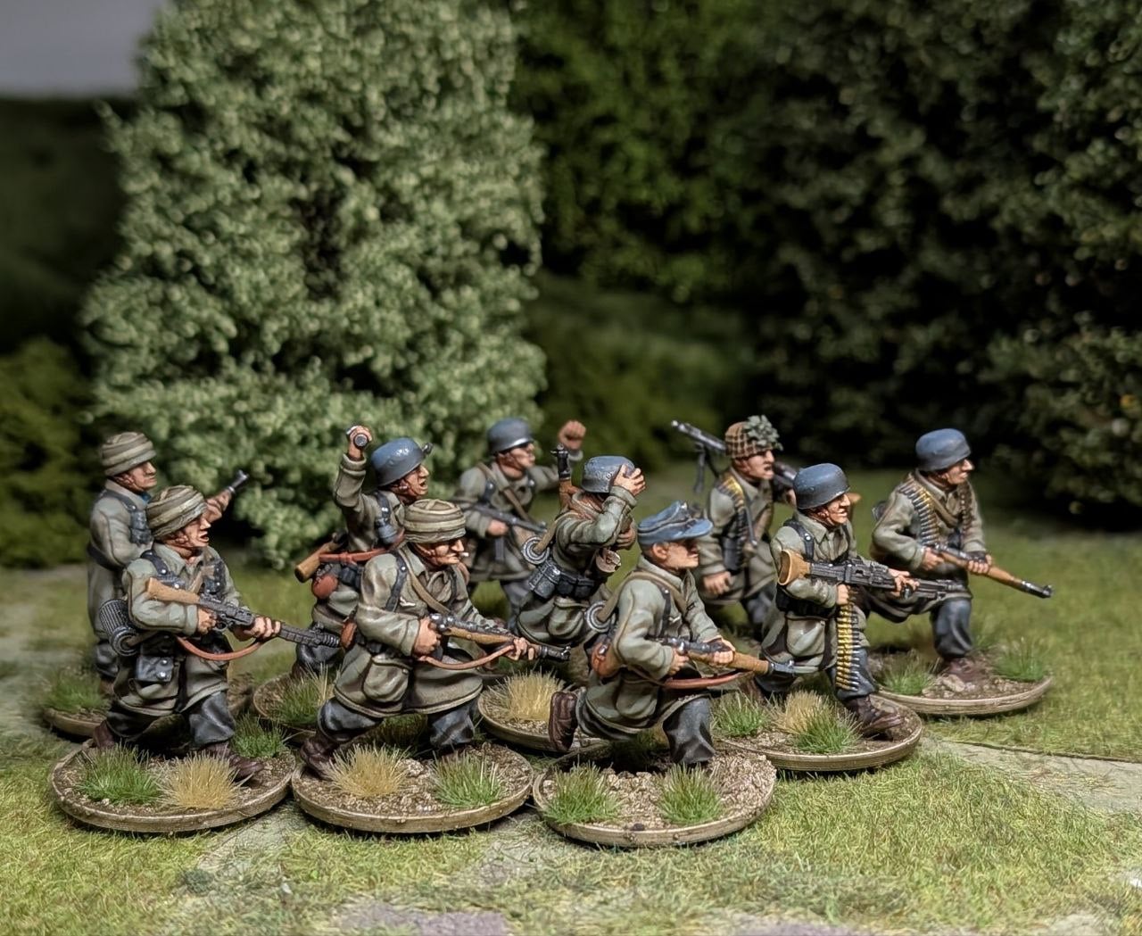 WW2 28mm German Fallschirmjager Complete Squad with modulhead option ...