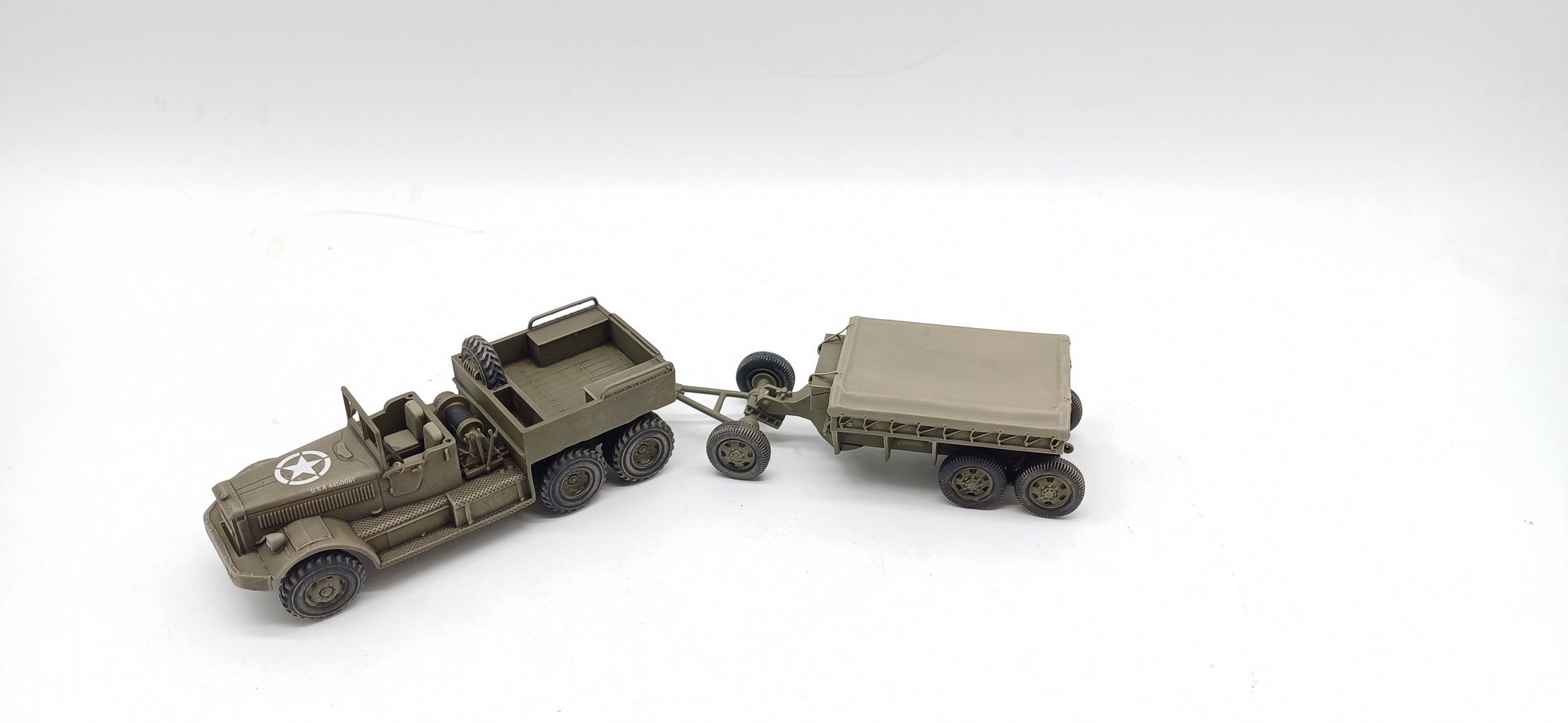 Diamond T980 truck (M20, 12-ton, 6x4) + 12-wheel M9 Rogers trailer (US ...