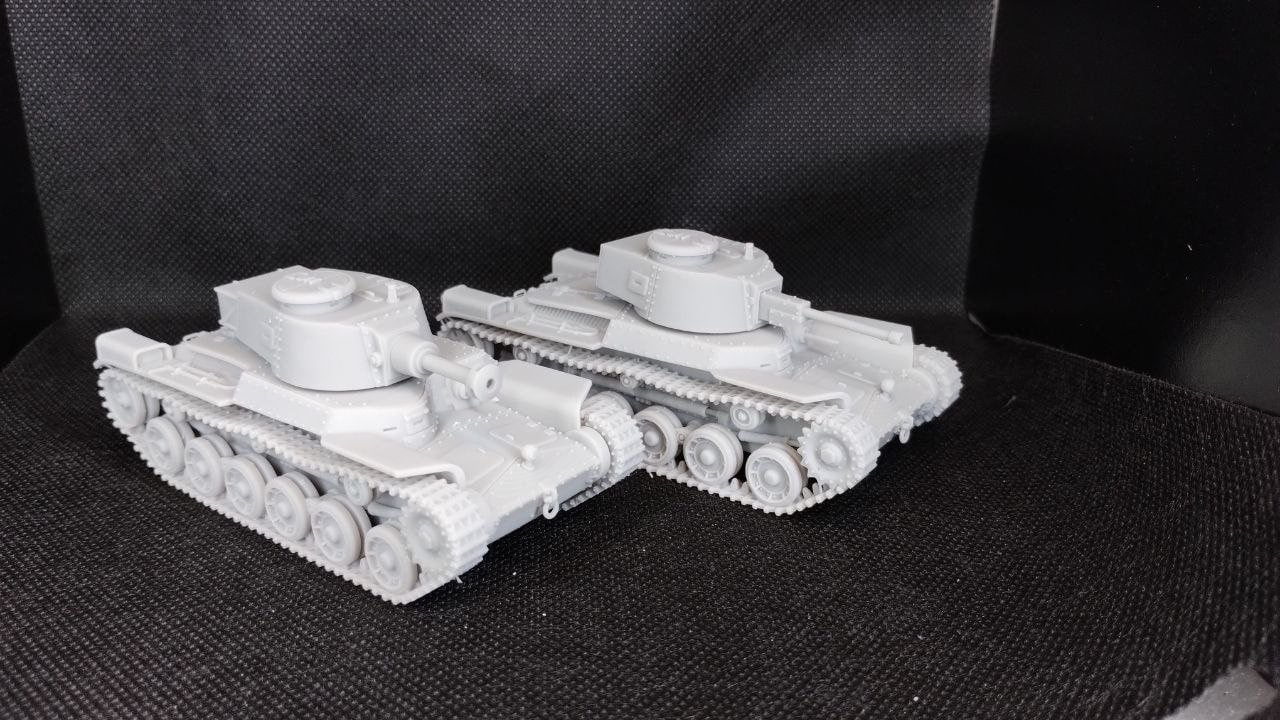 Type 97 Chi-Ha Kai + Type 97 Shinhoto Chi-Ha 120mm + 2 Tankmen (Japan ...