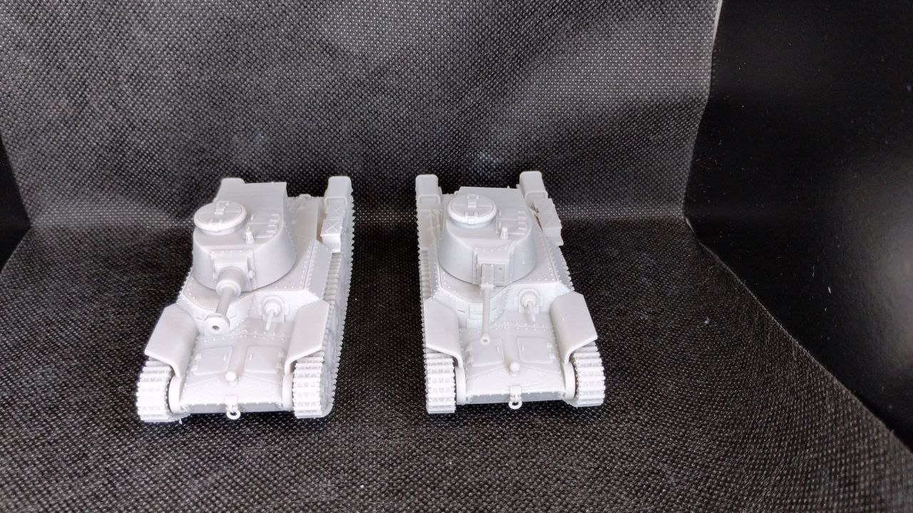 Type 97 Chi-Ha Kai + Type 97 Shinhoto Chi-Ha 120mm + 2 Tankmen (Japan ...