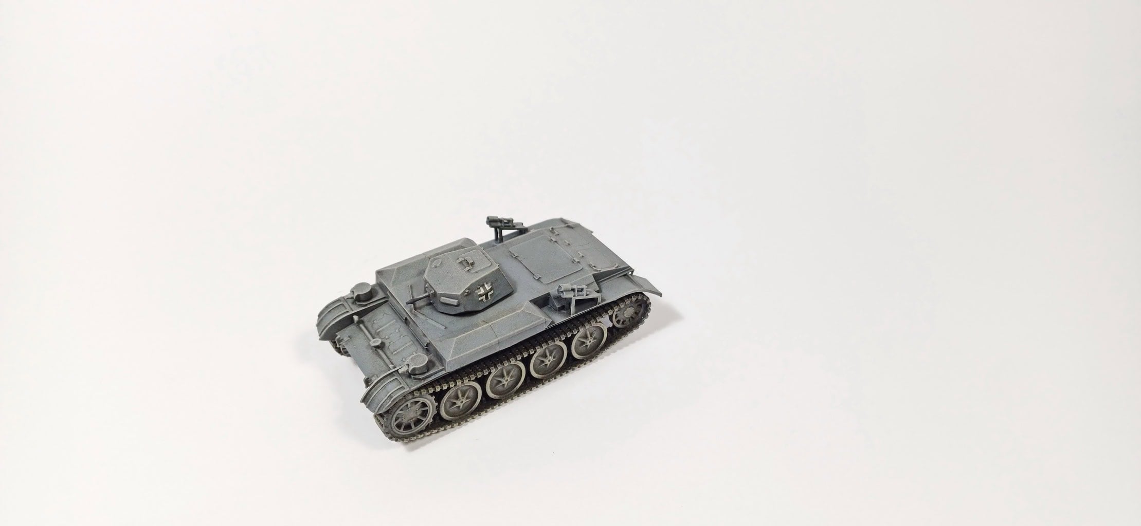 Flammpanzer II Ausf.A (Sd.Kfz.122) + 3 Tankmen (Germany, WW2) by ...