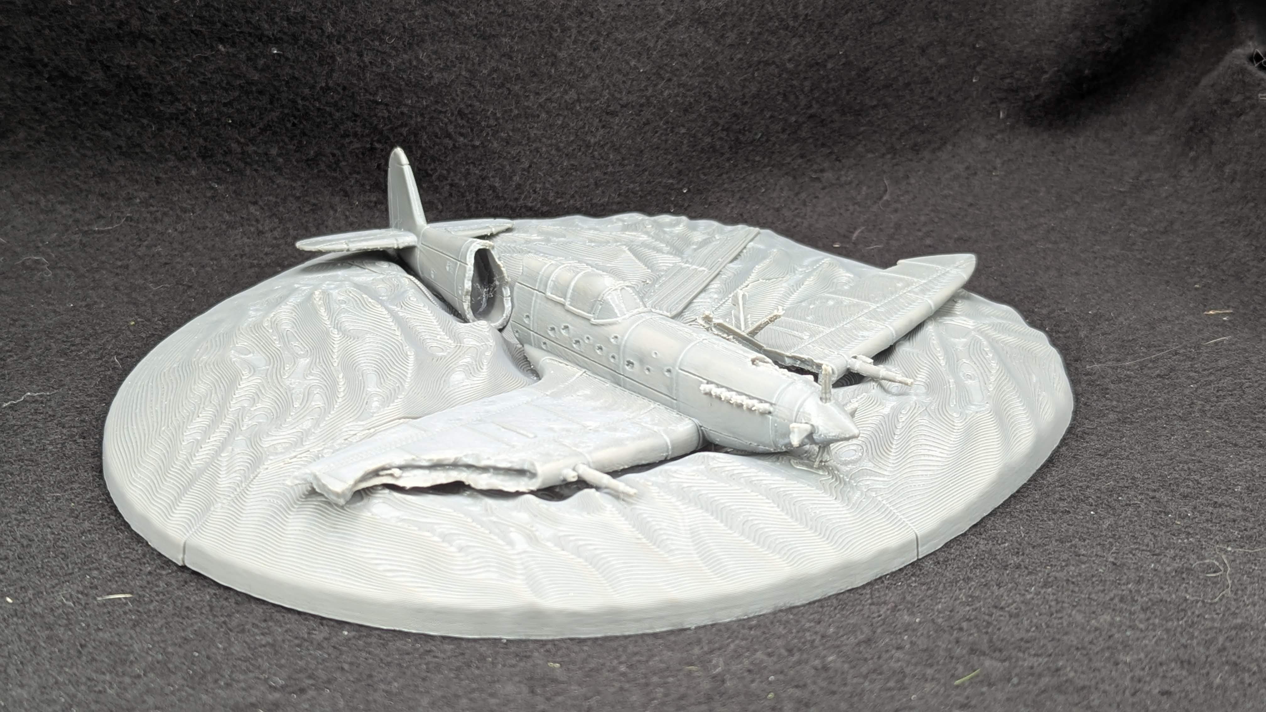 Destroyed Spitfire Mk.IX (UK, WW2) (scale 1:56) by Wargame3D - MiniHoarder