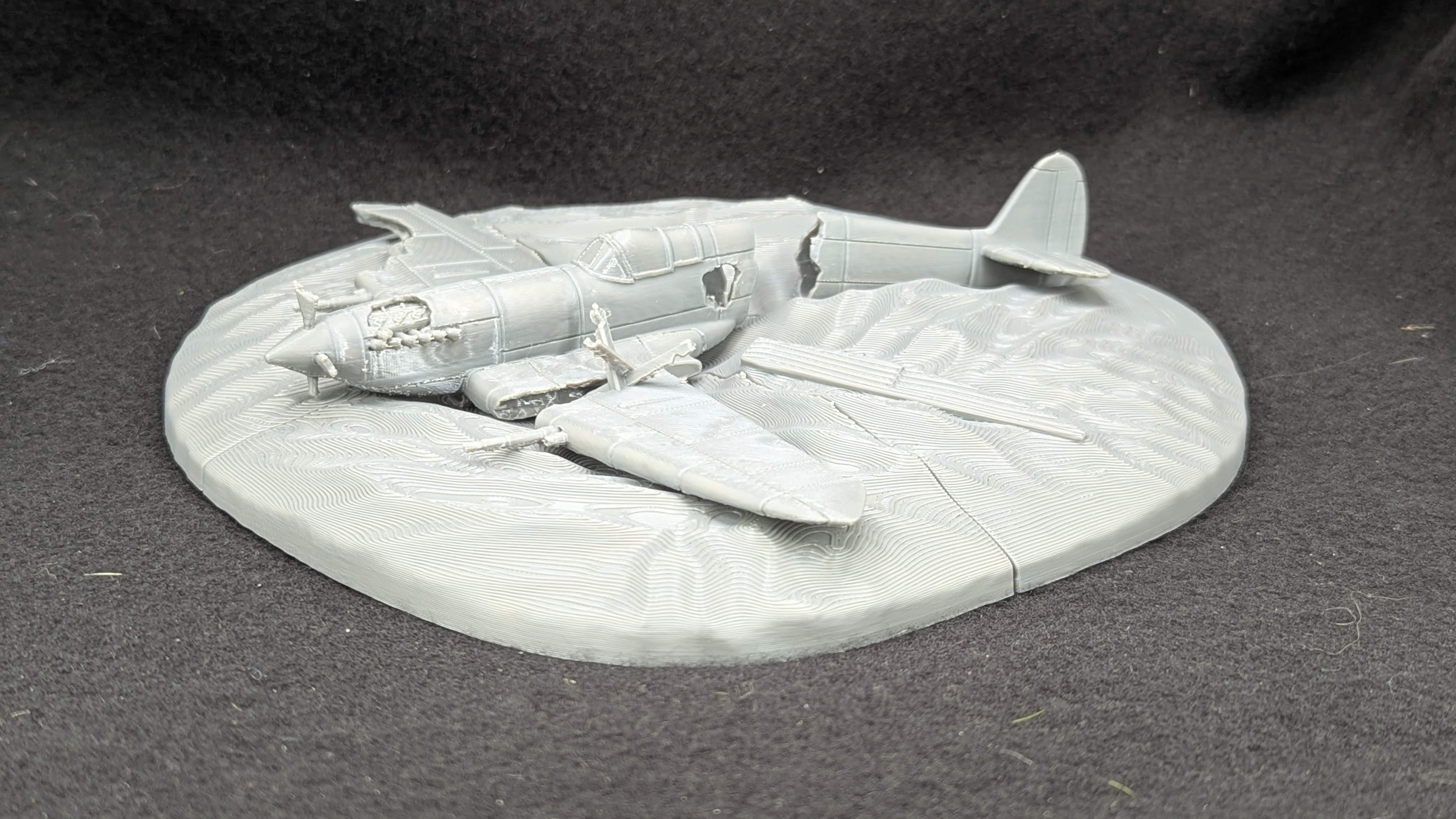 Destroyed Spitfire Mk.IX (UK, WW2) (scale 1:56) by Wargame3D - MiniHoarder