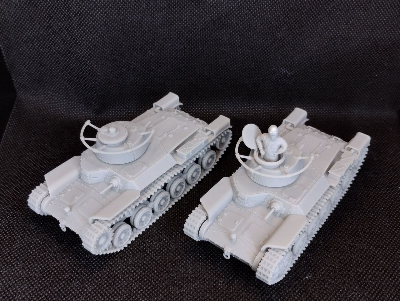 Type 97 Chi-Ha + Type 97 Shi-Ki Command Tank + 2 Tankmen (Japan, WW2 ...