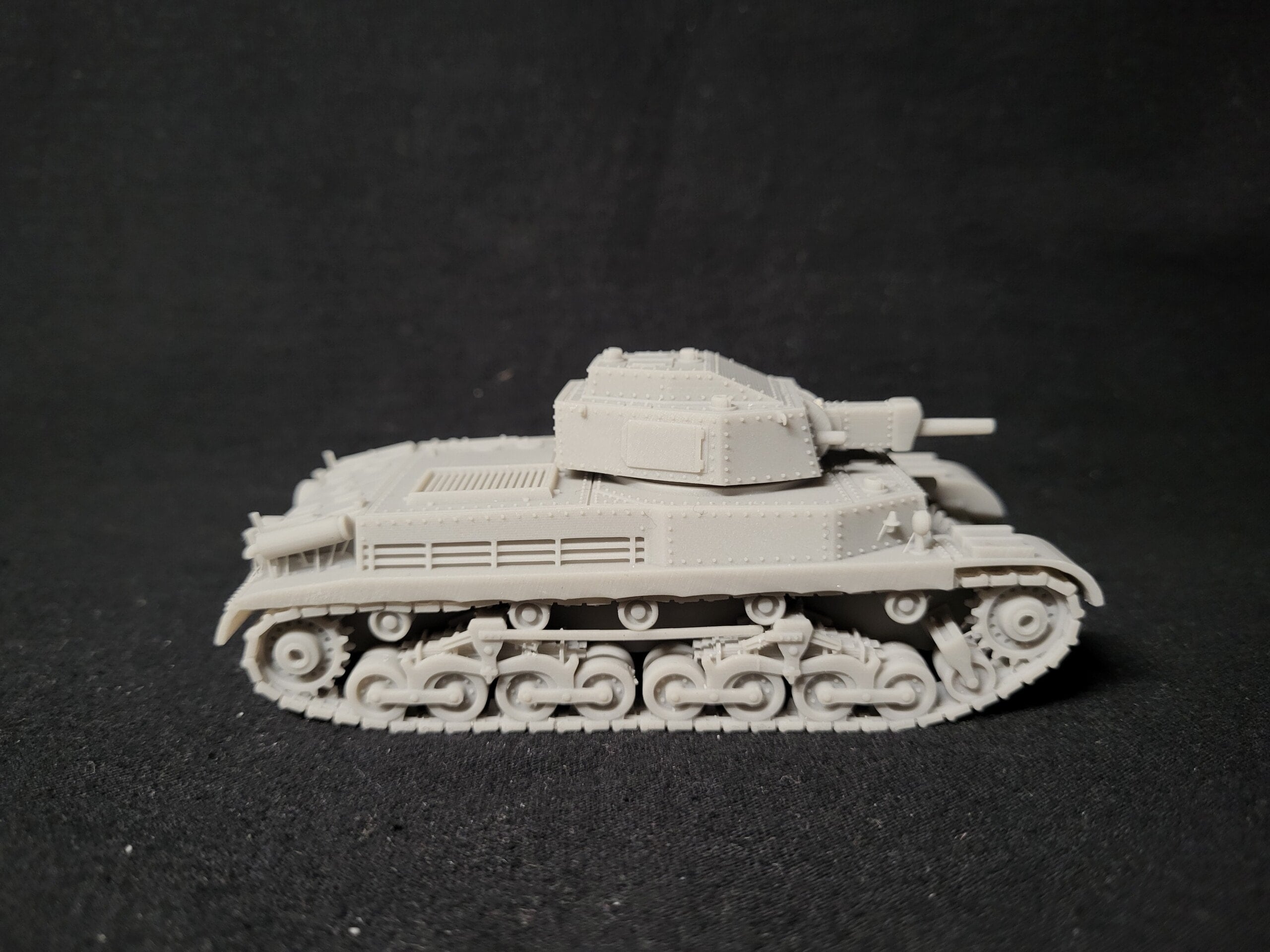 40M Turan I (40mm gun)+41M Turan II (75mm gun) + 3 Tankmen (Hungary ...