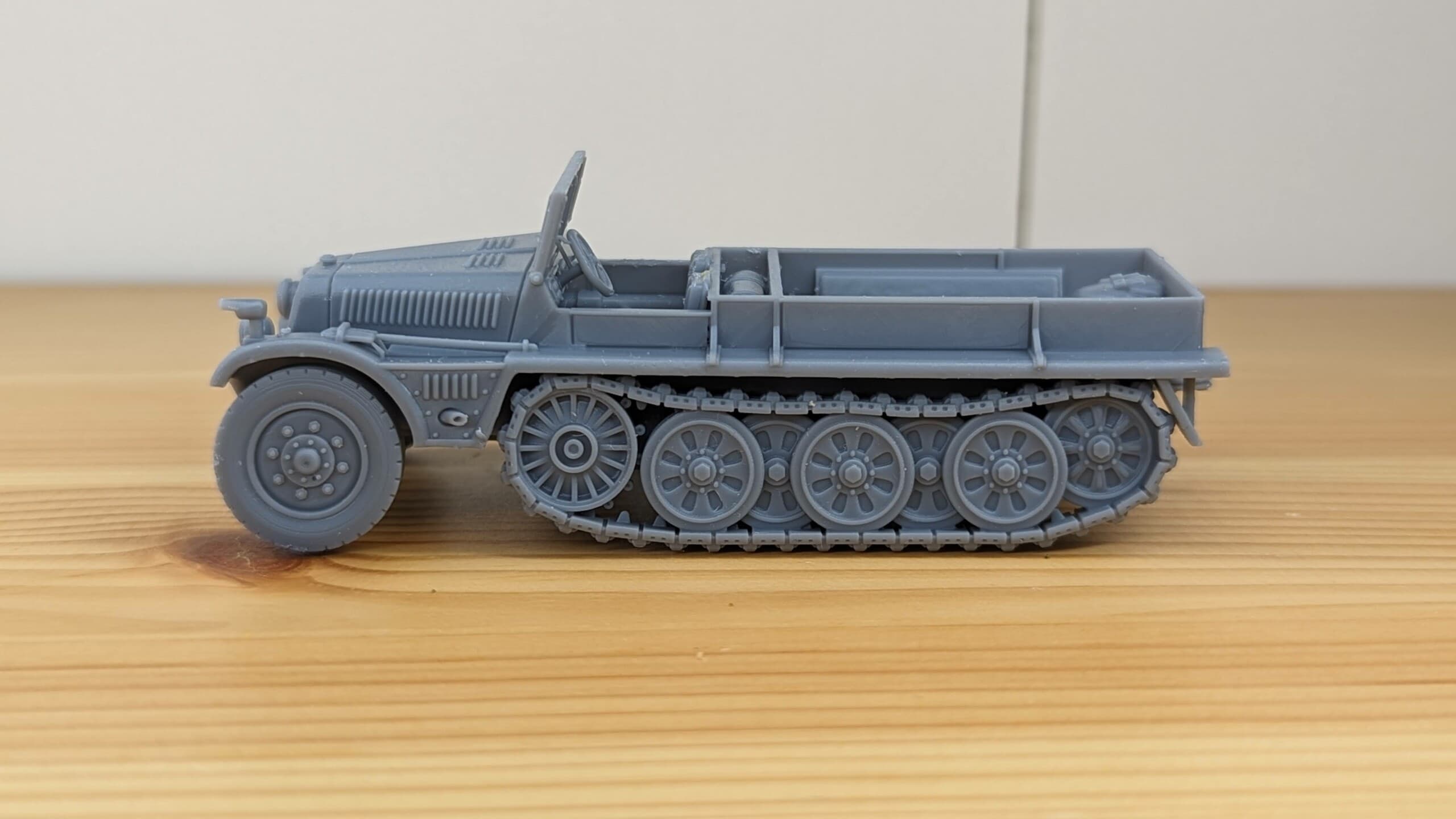 Half-track Sd.Kfz.10/2 Demag with 21cm Nebelwerfer + Crewmen (Germany ...
