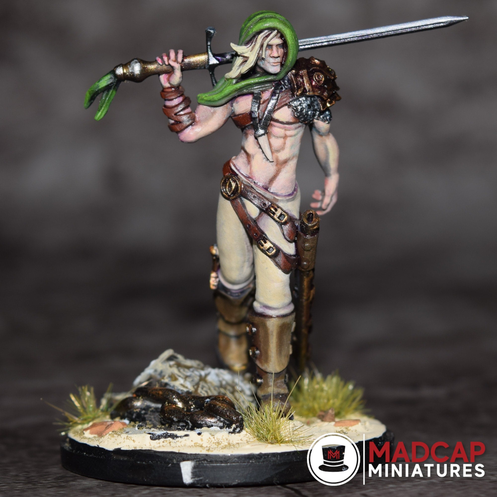 Fighter Swordsman by Madcap Miniatures - MiniHoarder