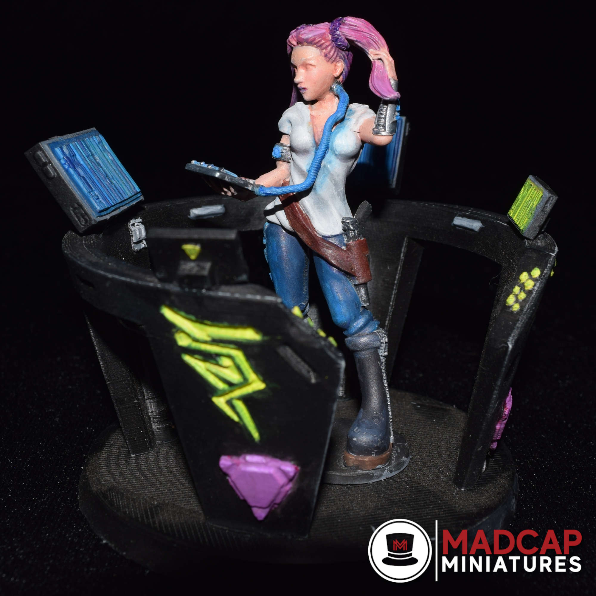 Hacker Custom Scene by Madcap Miniatures - MiniHoarder